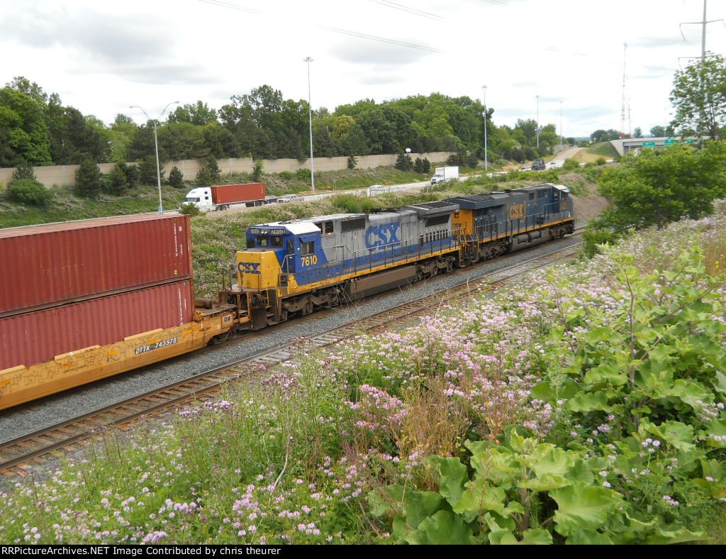 CSX 989